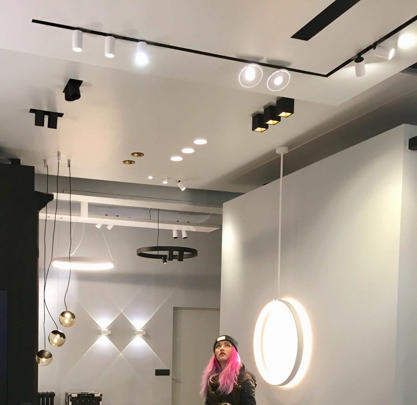 Interior Design Students Visit Belgian Lighting Specialist Delta Light ...